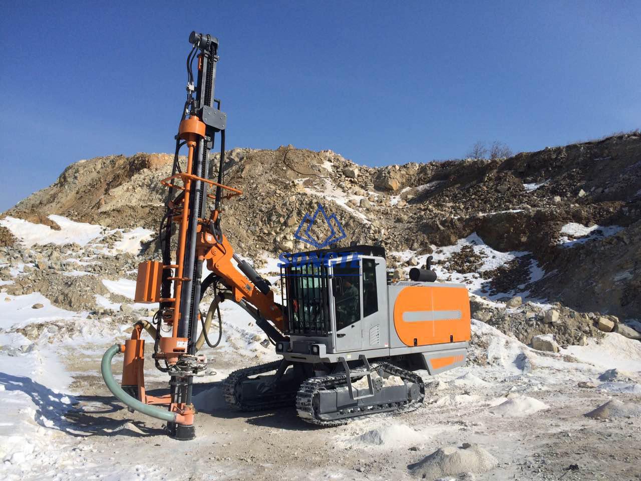 SDA-44 Automatic Integrated Air DTH Hammer Rig Built-in Air Compressor ...